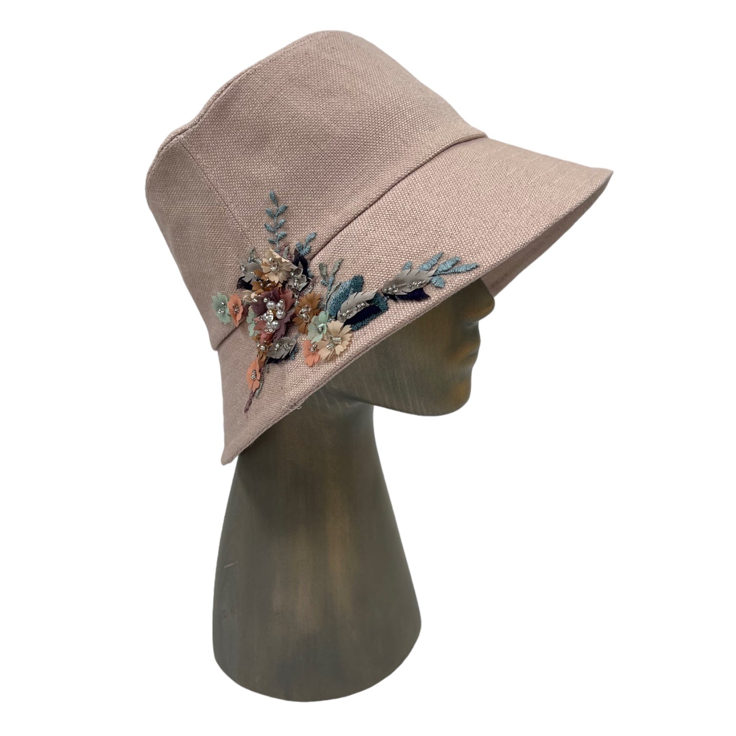 Bucket sa cvetnim detaljima - limited – Ercegovachats